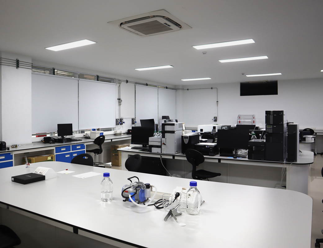 Lab Analisis Kimia dan Fisika